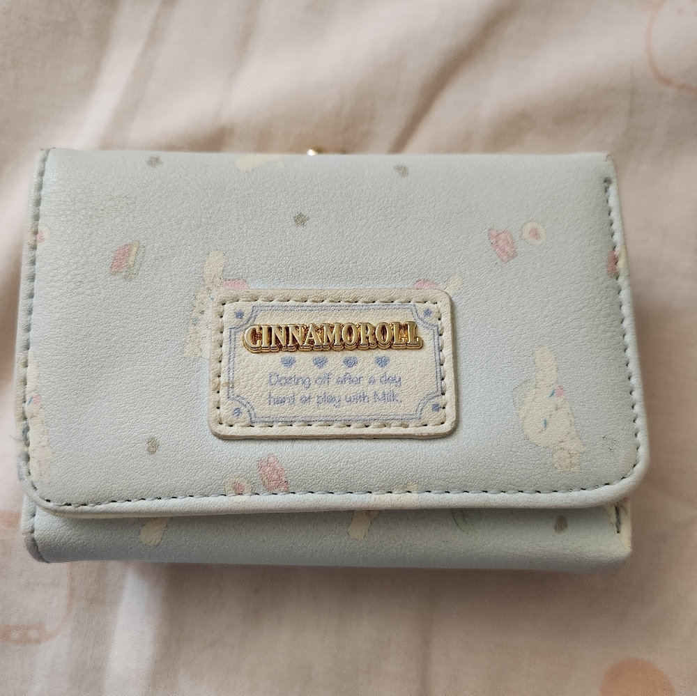 Cinnamoroll Trifold Wallet W/ Built-In Coin Purse! - Gem